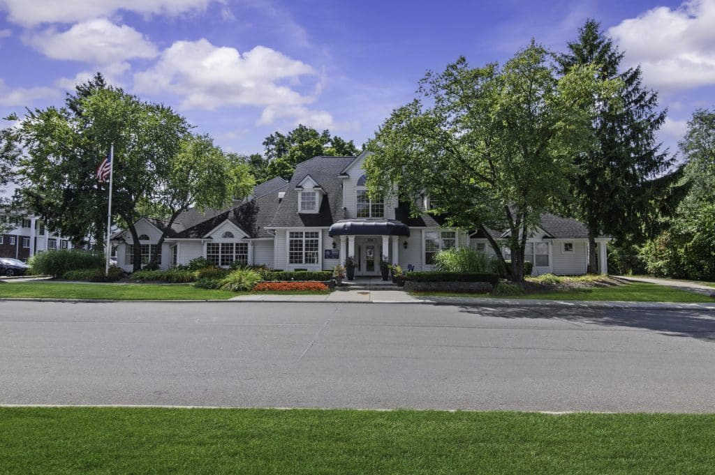 1 & 2 Bedroom Apartments in Troy, MI | Gables of Troy